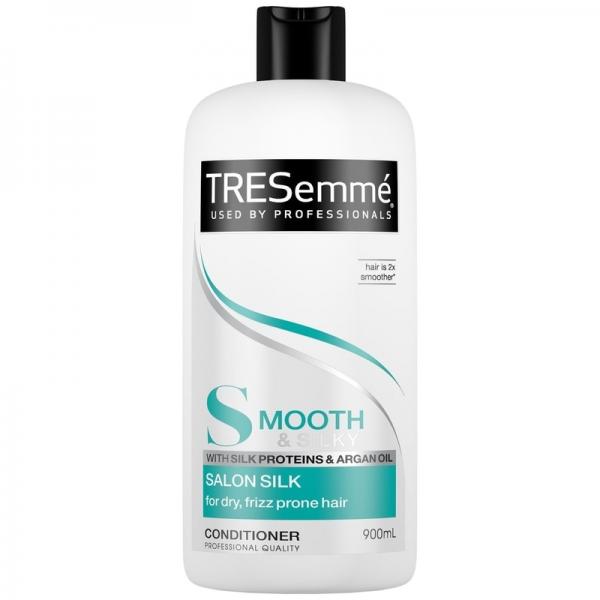 Tresemme Silky Smooth Conditioner 900ml Jungle Lk